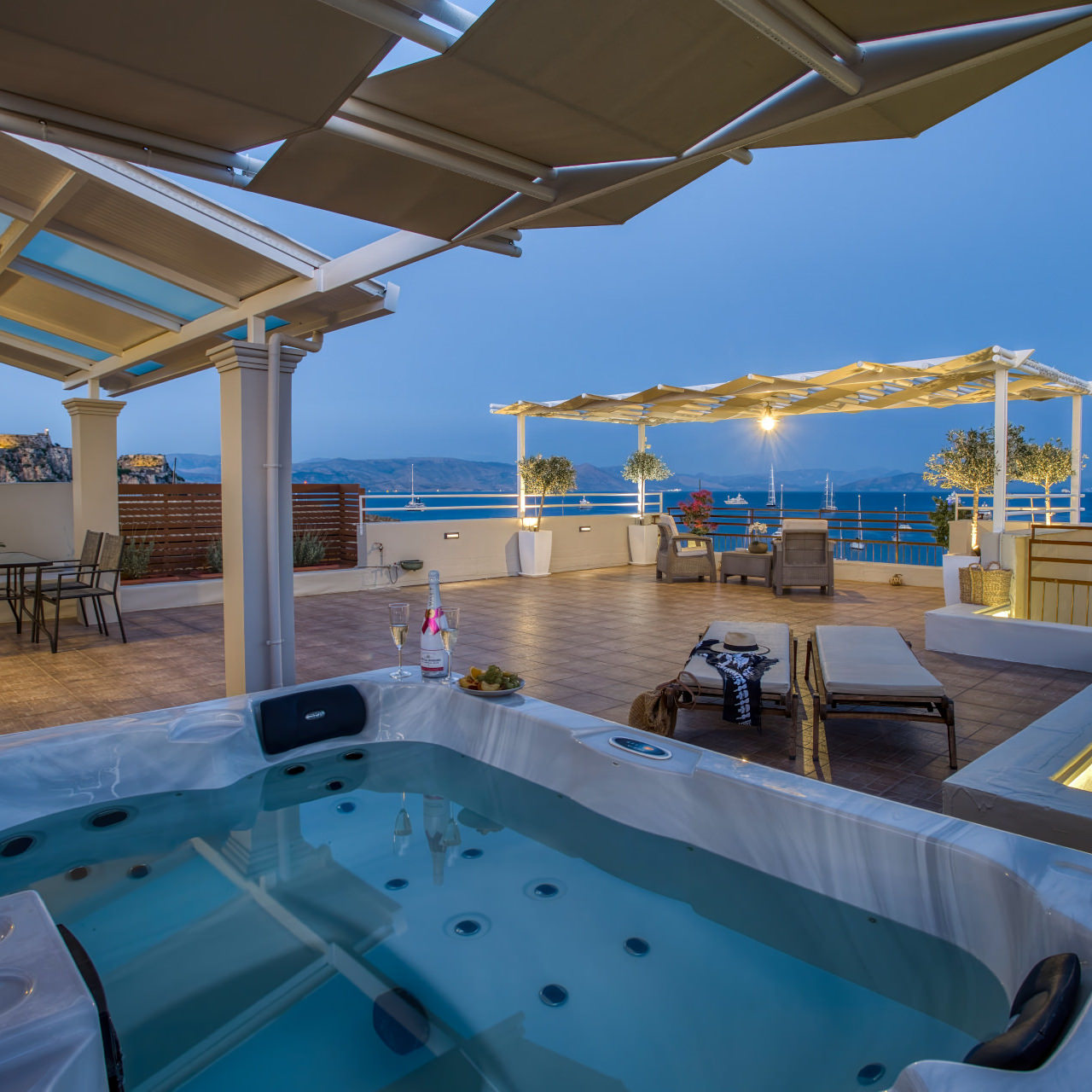 Unique Apartment Corfu - Holiday apartment in Corfu town